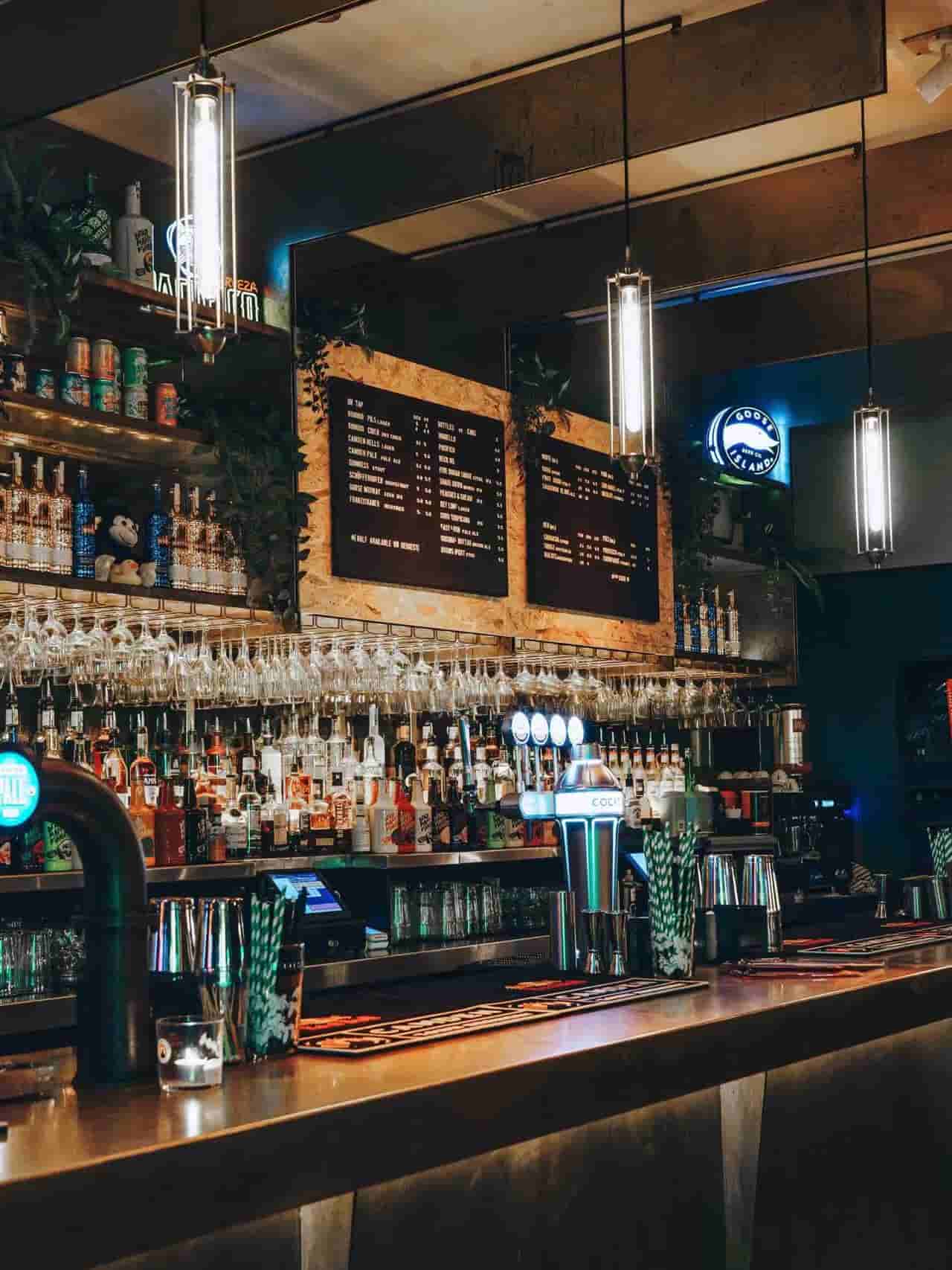 The Essential Guide to Spirits and Glass Bottles - Smilebottles